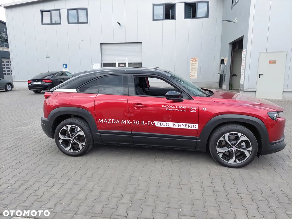 Używany Mazda MX-30 2023 - 131 900 PLN, 6 881 km - Otomoto.pl