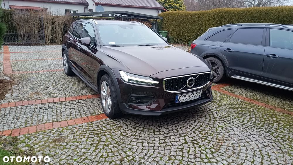 Używany Volvo V60 2019 - 92 000 PLN, 216 000 km - Otomoto.pl