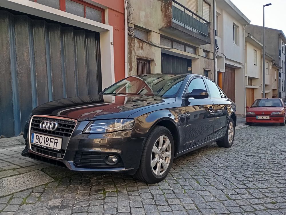 Usado Audi A4 2011 - 20 950 EUR, 125 600 km - Standvirtual.com