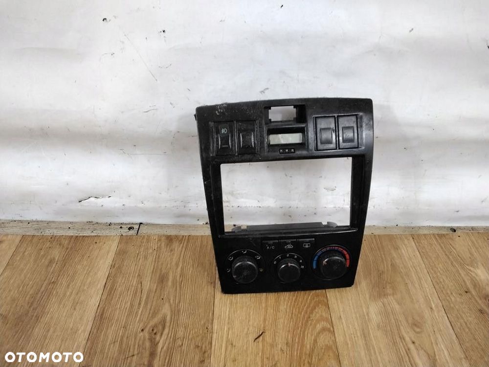 Używany Panele sterowania, przełączniki - 49 PLN - Otomoto.pl