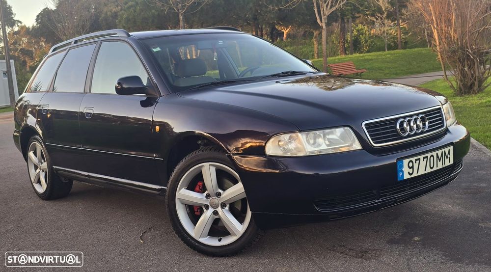 Usado Audi A4 Avant 1998 - 2 350 EUR, 300 000 km - Standvirtual.com