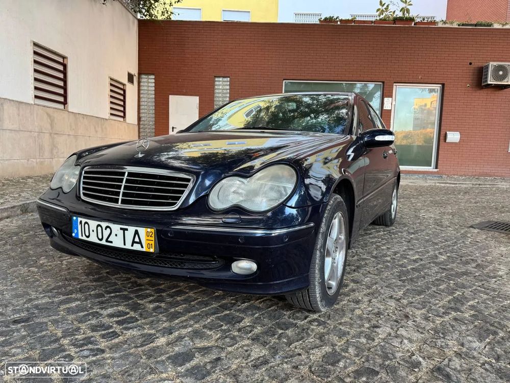 Usado Mercedes-Benz C 220 2002 - 4 930 EUR, 353 000 km - Standvirtual.com
