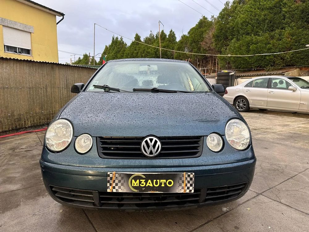 Usado VW Polo 2002 - 3 200 EUR, 180 000 km - Standvirtual.com