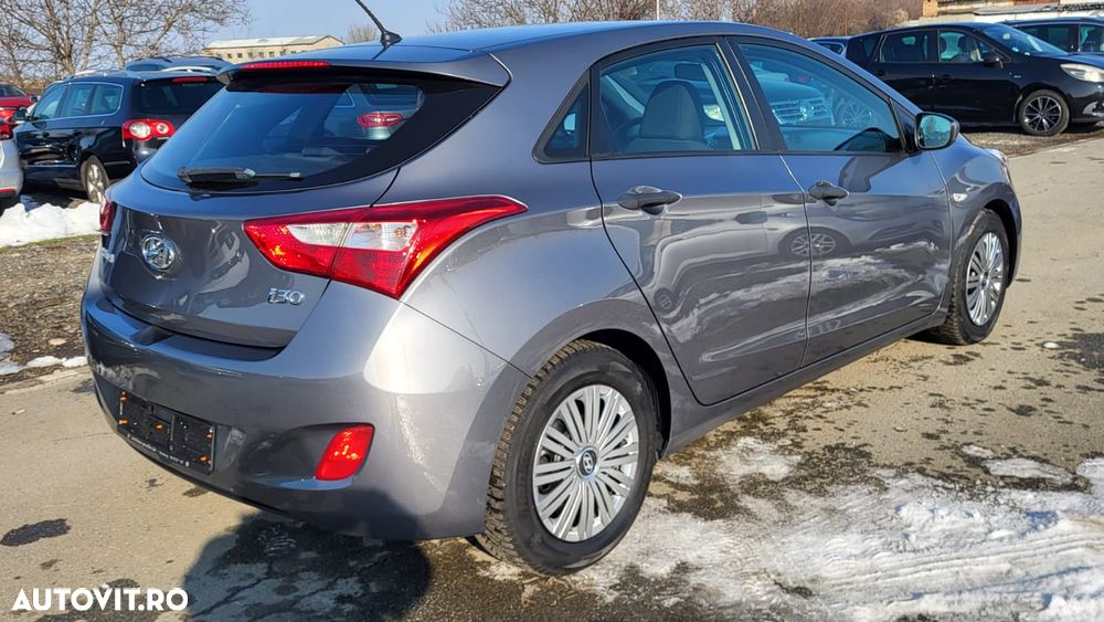 Utilizat Hyundai i30 2013 - 5 200 EUR, 162 000 km - Autovit.ro