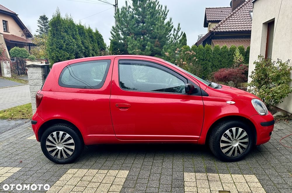 Używany Toyota Yaris 2002 - 6 400 PLN, 60 950 km - Otomoto.pl