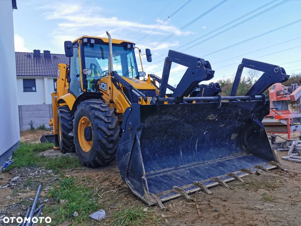 Używany JCB 4CX 2022 - 430 500 PLN - Otomoto.pl