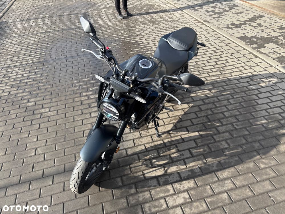 Używany Honda CB 2023 - 16 900 PLN - Otomoto.pl