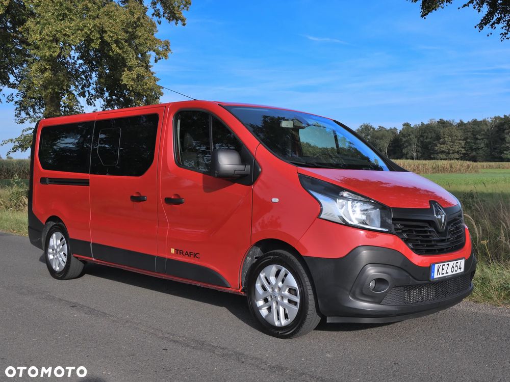 Używany Renault Trafic 2015 - 16 200 EUR, 128 914 km - Otomoto.pl