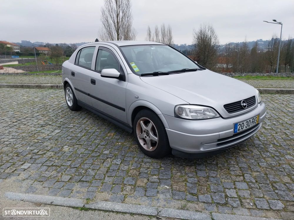 Usado Opel Astra 2001 - 1 800 EUR, 362 000 km - Standvirtual.com