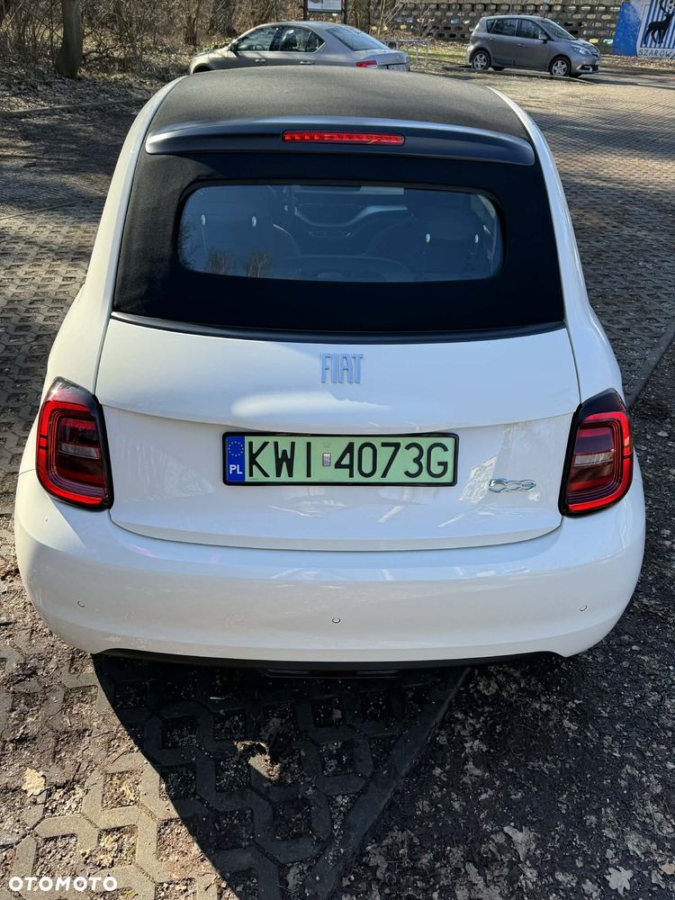 Używany Fiat 500e 2022 - 62 900 PLN, 16 000 km - Otomoto.pl