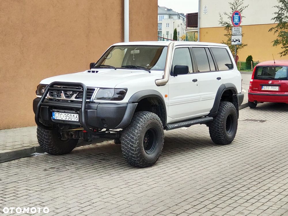 Używany Nissan Patrol 1999 - 89 000 PLN, 180 000 km - Otomoto.pl