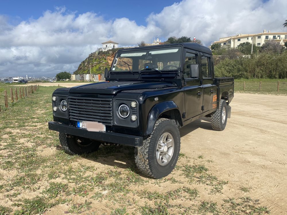 Usado Land Rover Defender 1999 - 26 499 EUR, 160 000 km - Standvirtual.com