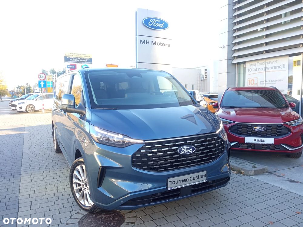 Nowy Ford Tourneo Custom 2024 - 278 900 PLN, 1 km - Otomoto.pl