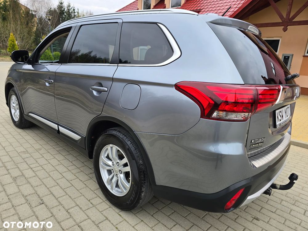 Używany Mitsubishi Outlander 2016 - 57 900 PLN, 117 000 km - Otomoto.pl
