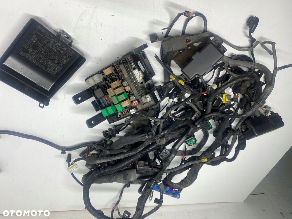 Używany Skrzynki bezpieczników - 550 PLN - Otomoto.pl