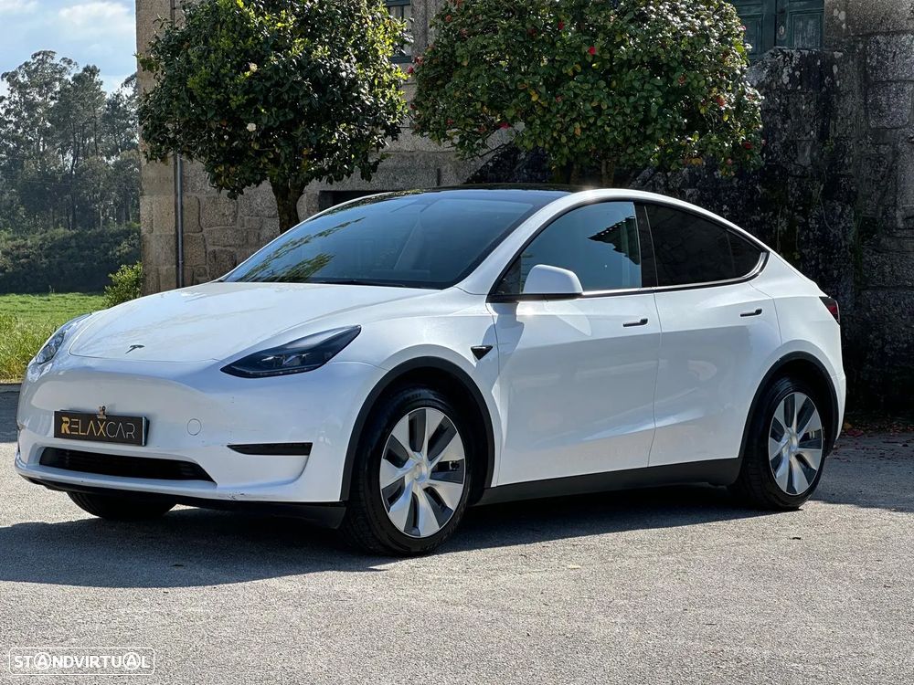 Usado Tesla Model Y 2022 - 34 499 EUR, 53 500 km - Standvirtual.com