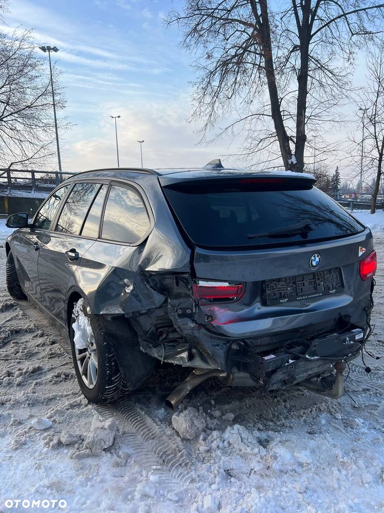 Używany BMW Seria 3 2017 - 30 000 PLN, 225 051 km - Otomoto.pl