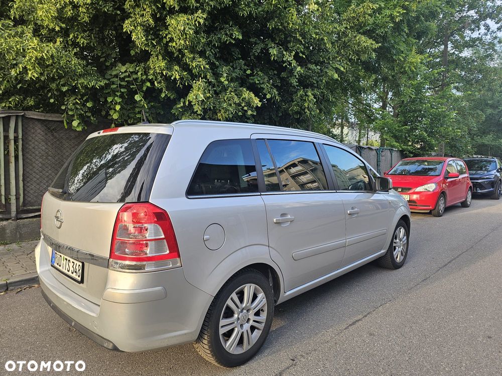 Używany Opel Zafira 2013 - 19 900 PLN, 198 738 km - Otomoto.pl