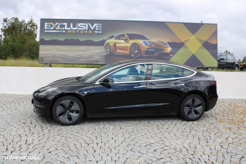 Usado Tesla Model 3 2019 - 25 990 EUR, 179 000 km - Standvirtual.com