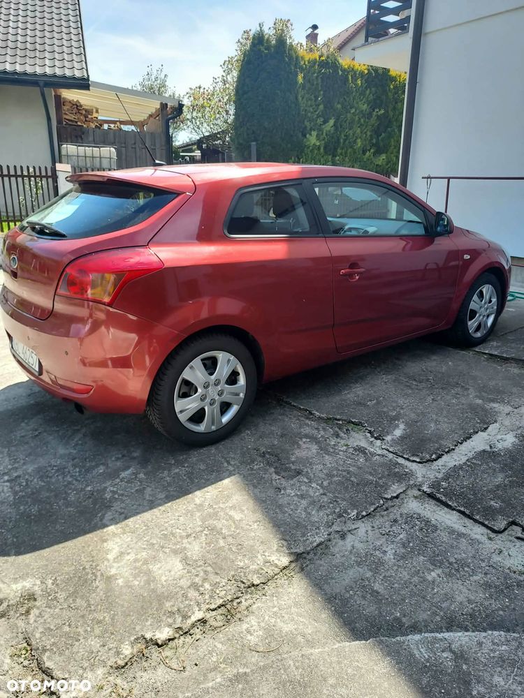 Używany Kia ProCeed 2008 - 9 000 PLN, 231 677 km - Otomoto.pl