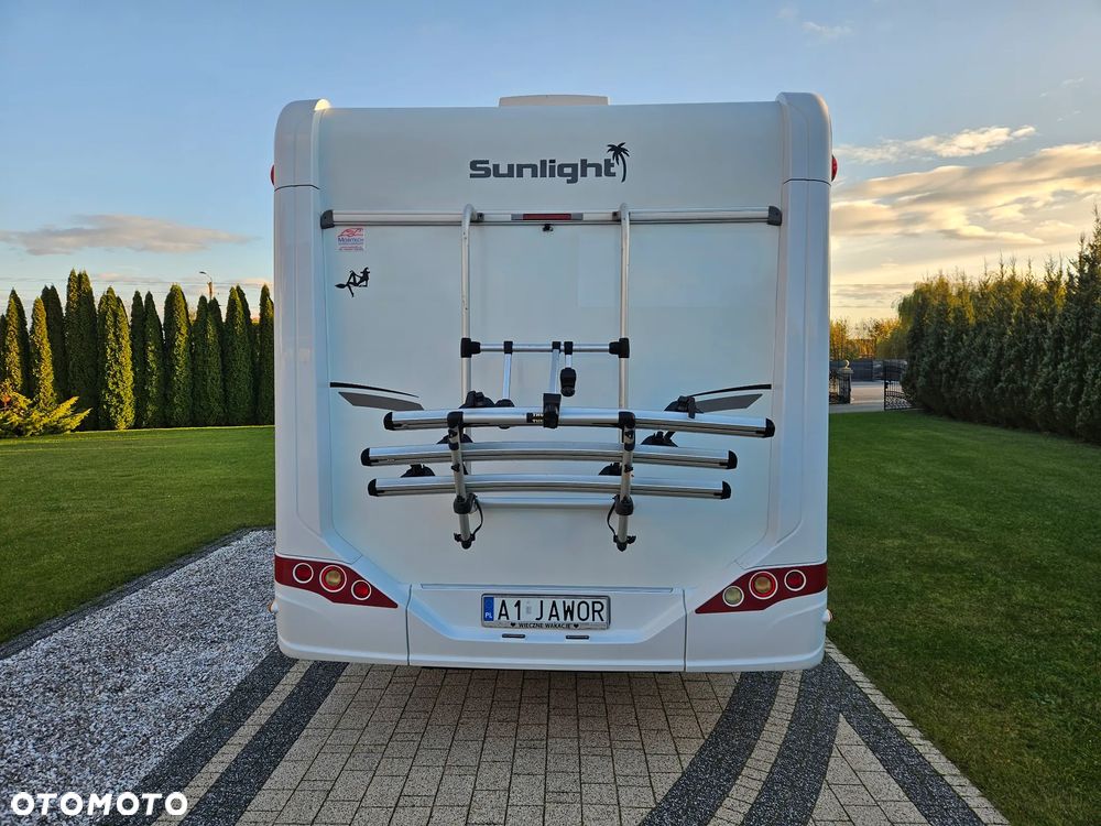 Używany Sunlight CAPRON T67 2019 - 215 000 PLN, 82 000 km - Otomoto.pl