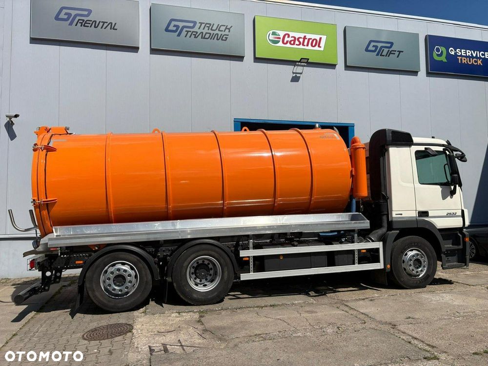 Używany Mercedes-Benz Actros 2532 2010 - 293 970 PLN, 1 km - Otomoto.pl