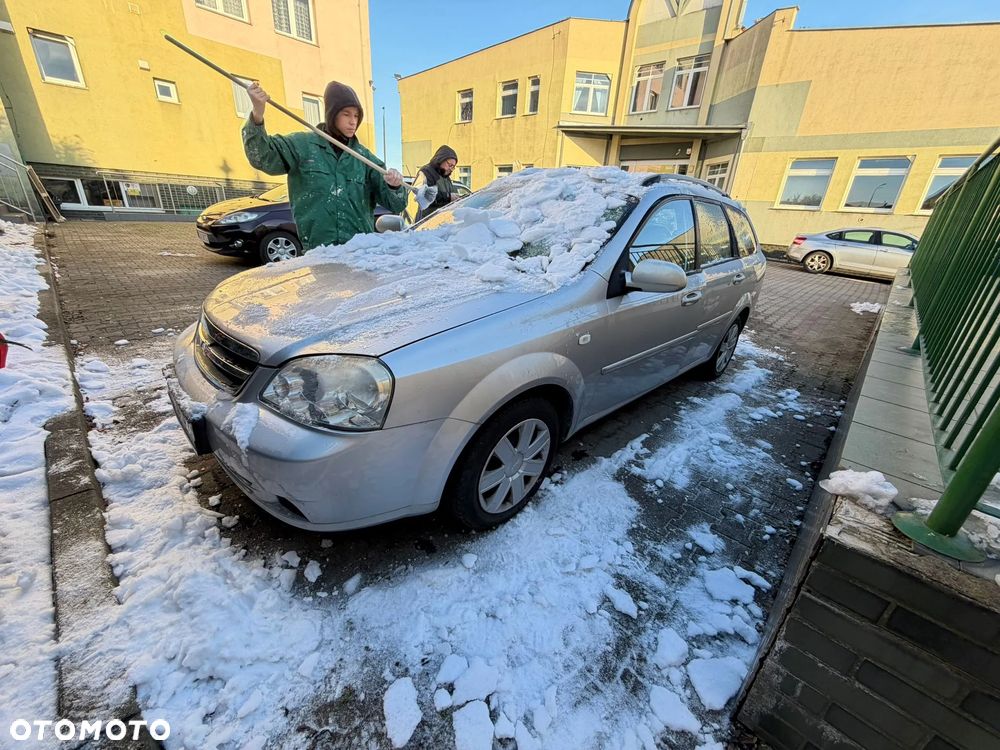 Używany Chevrolet Lacetti 2007 - 2 900 PLN, 129 112 km - Otomoto.pl