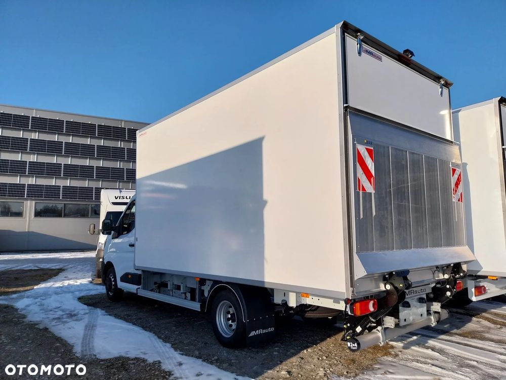 Nowy Renault MASTER RWD Bliźniak Nowy Kontener + Winda 750KG 2026 - 179 ...