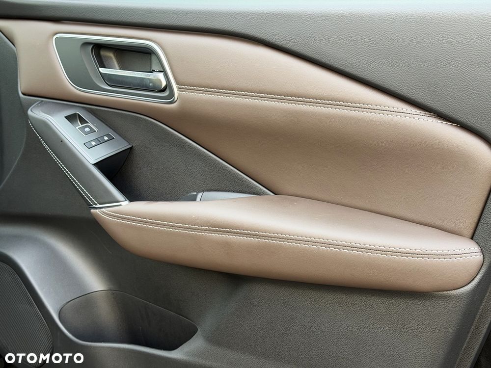 Używany Nissan Qashqai 2025 - 129 500 PLN, 6 500 km - Otomoto.pl