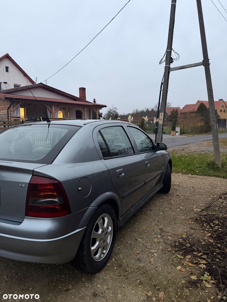 Używany Opel Astra 2003 - 4 000 PLN, 221 772 km - Otomoto.pl