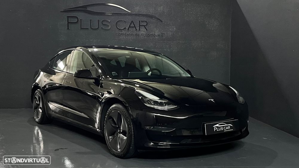 Usado Tesla Model 3 2019 - 27 000 EUR, 90 000 km - Standvirtual.com