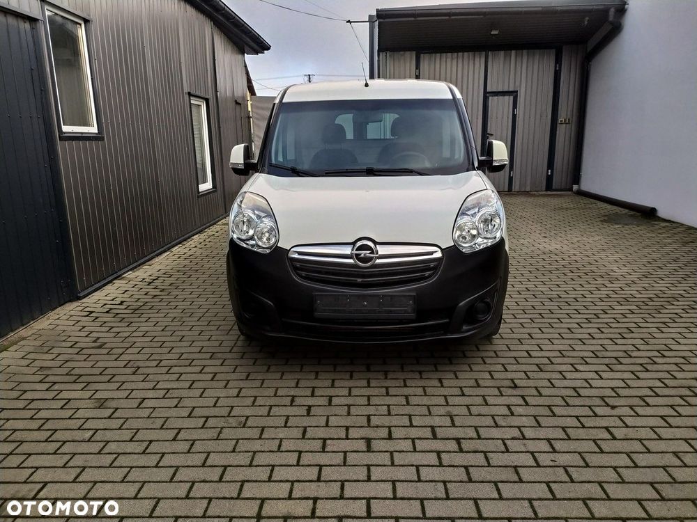 Używany Opel Combo 2018 - 32 900 PLN, 94 000 km - Otomoto.pl