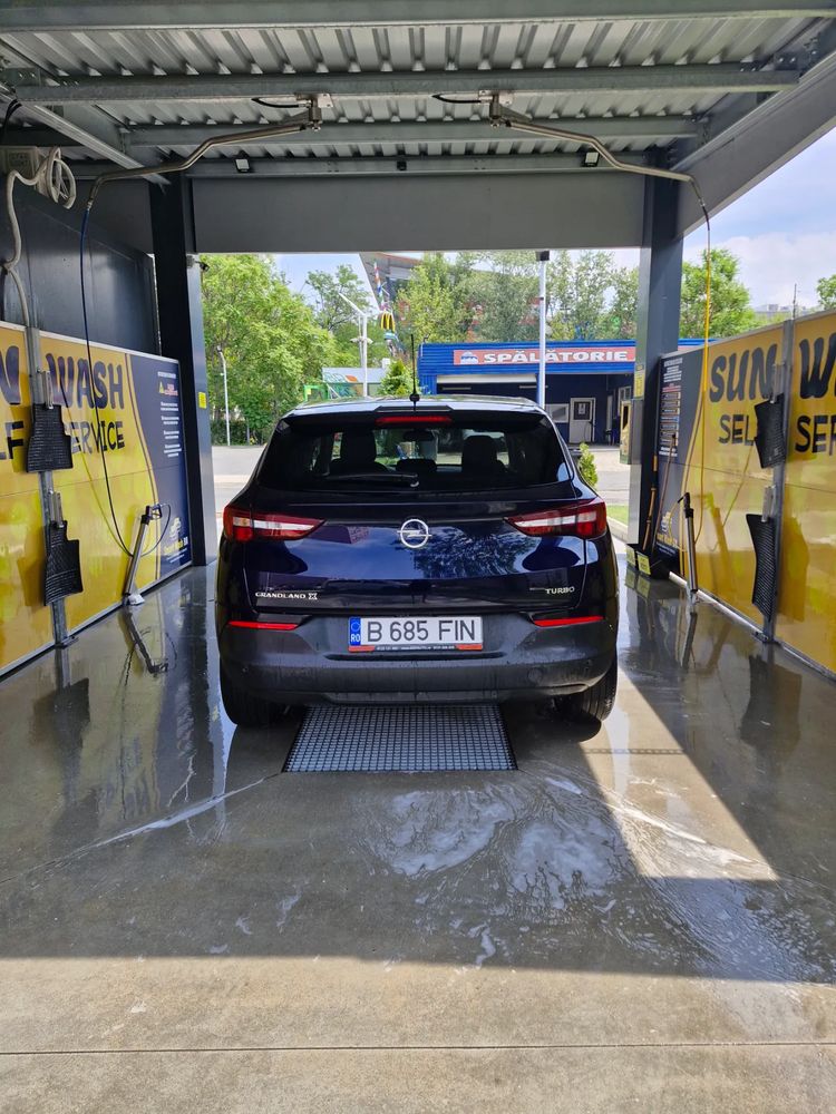 Utilizat Opel Grandland X 2019 - 14 500 EUR, 37 000 km - Autovit.ro