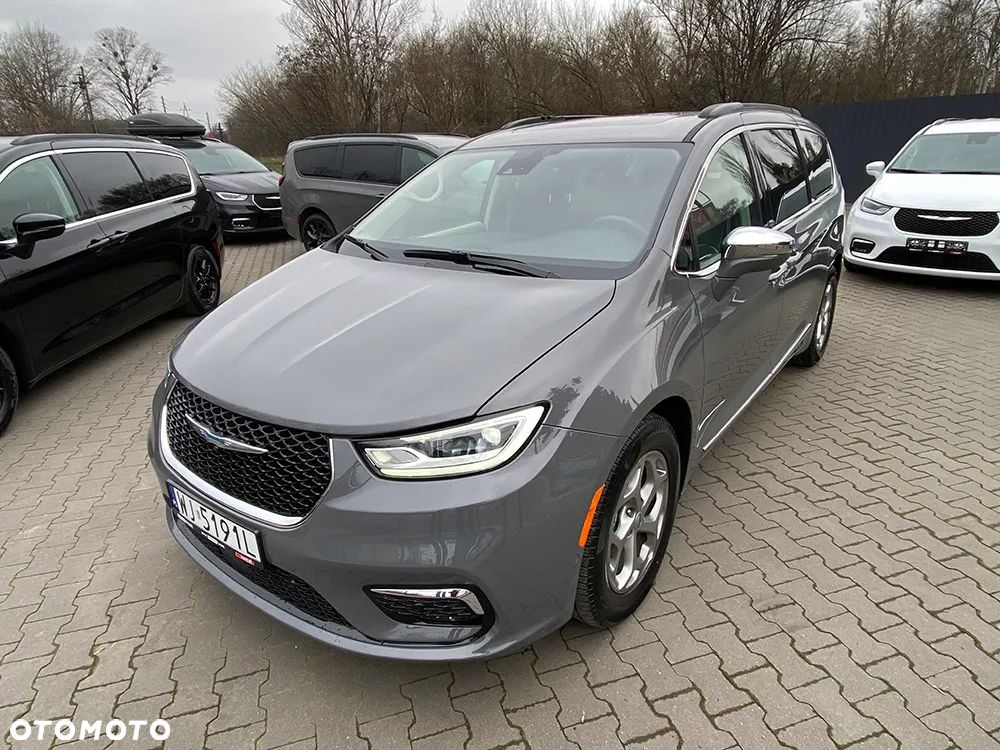 Używany Chrysler Pacifica 2022 - 169 500 PLN, 33 000 km - Otomoto.pl