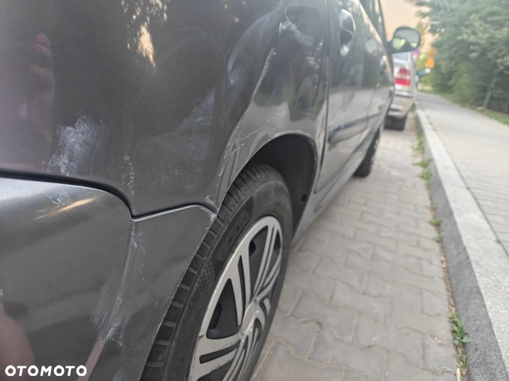 Używany Peugeot 206 plus 2009 - 7 500 PLN, 100 169 km - Otomoto.pl