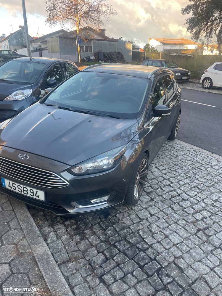 Usado Ford Focus SW 2016 - 7 000 EUR, 250 000 km - Standvirtual.com