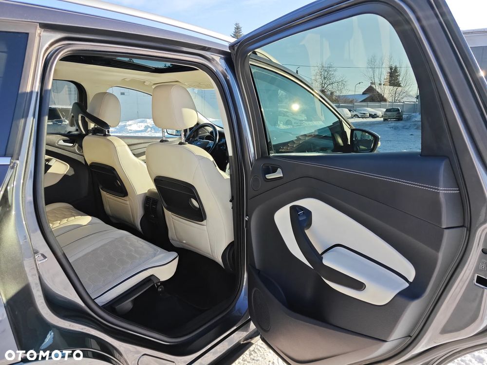 Używany Ford Kuga 2017 - 66 900 PLN, 184 060 km - Otomoto.pl