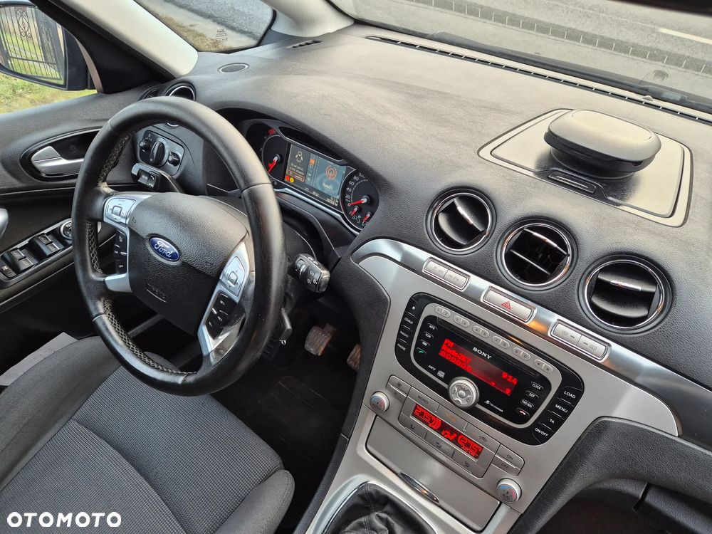 Używany Ford S-Max 2009 - 18 800 PLN, 282 123 km - Otomoto.pl