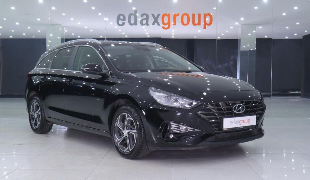 Usado Hyundai i30 SW 2021 - 17 990 EUR, 99 893 km - Standvirtual.com
