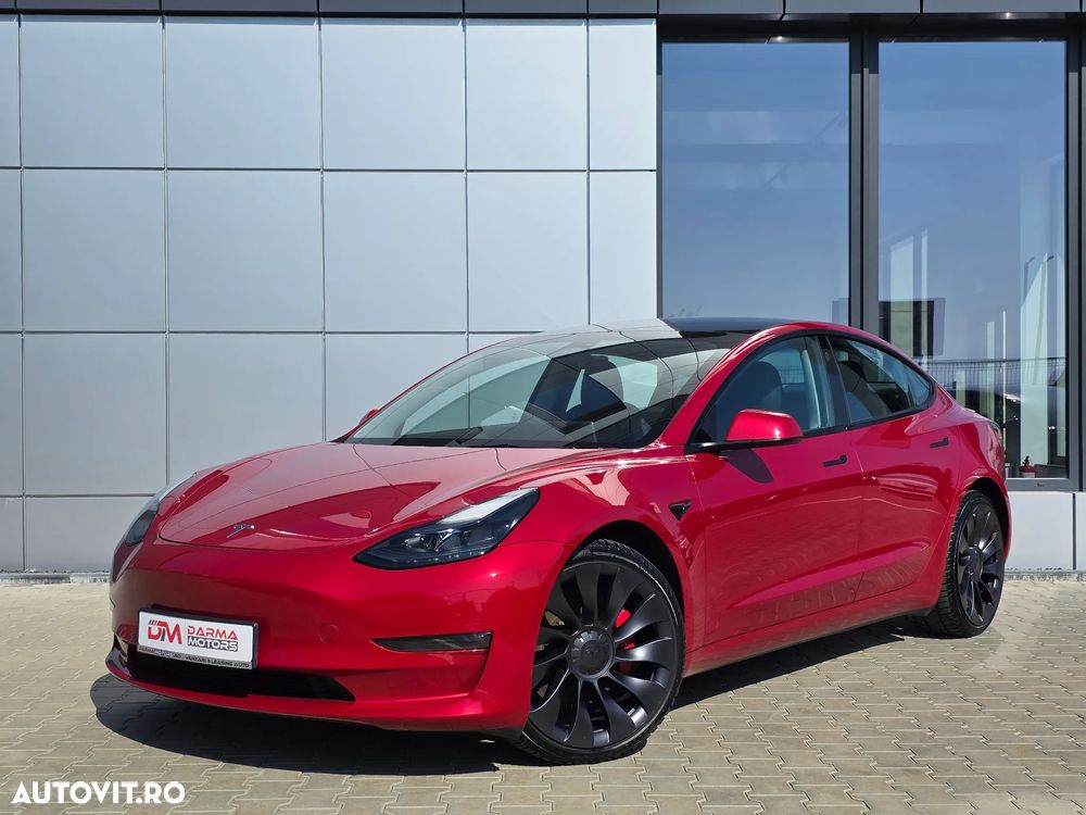 Utilizat Tesla Model 3 2022 - 33 929,61 EUR, 44 000 km - Autovit.ro