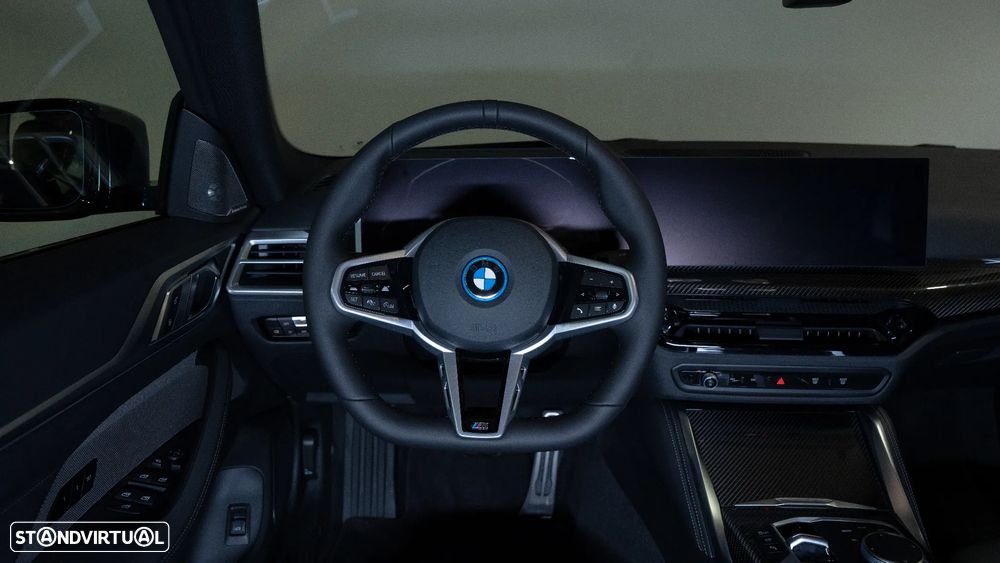 Usado BMW i4 2025 - 64 000 EUR, 118 km - Standvirtual.com