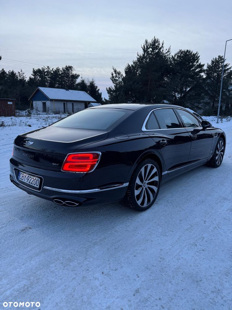 Używany Bentley Flying Spur 2023 - 1 050 000 PLN, 130 km - Otomoto.pl