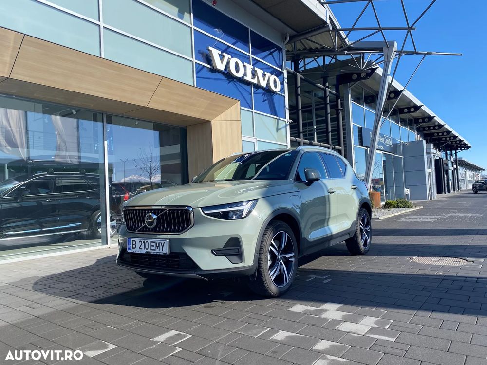 Utilizat Volvo XC 40 2023 - 35 700 EUR, 25 000 km - Autovit.ro