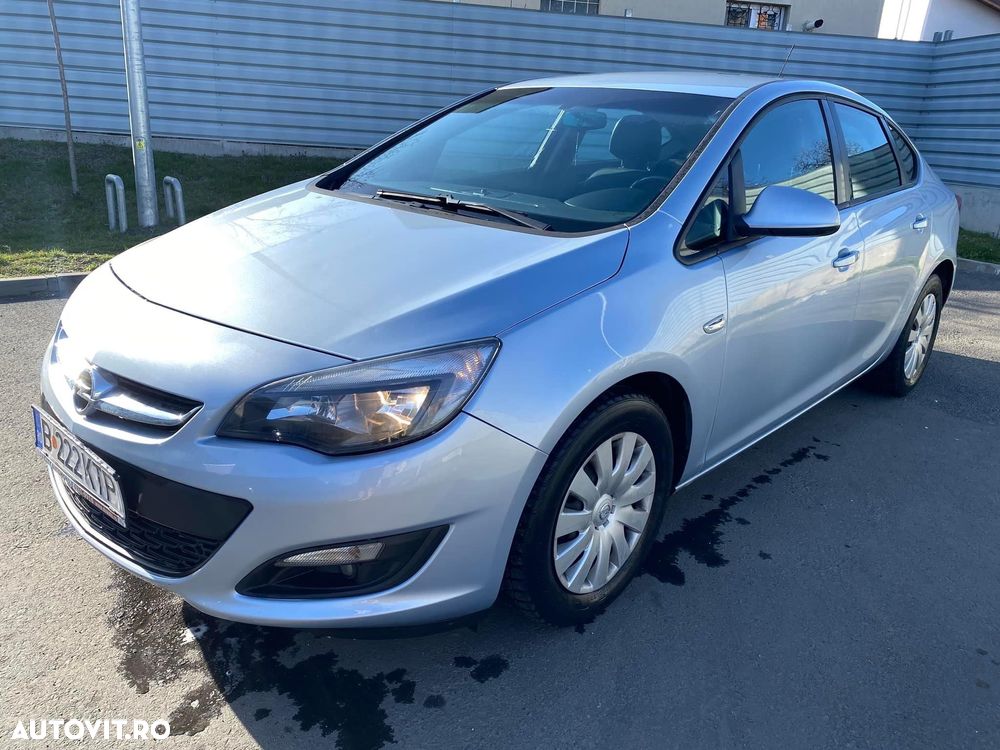 Second hand Opel Astra - 8 000 EUR135 000 km - Autovit