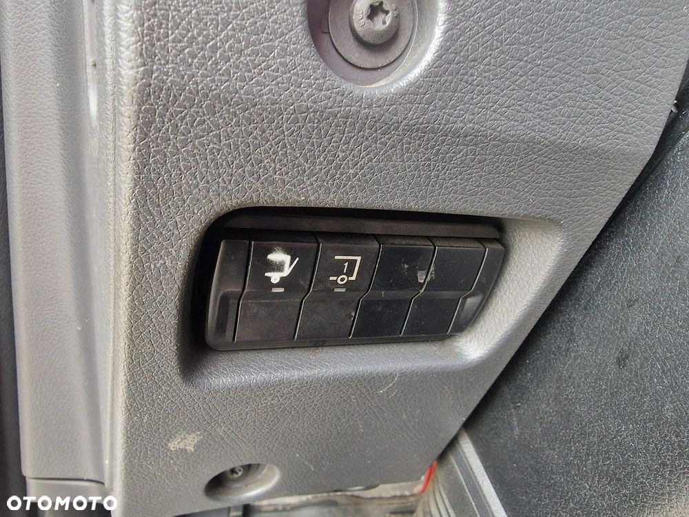 Używany Mercedes-Benz ATEGO 823 2017 - 79 900 PLN, 380 600 km - Otomoto.pl