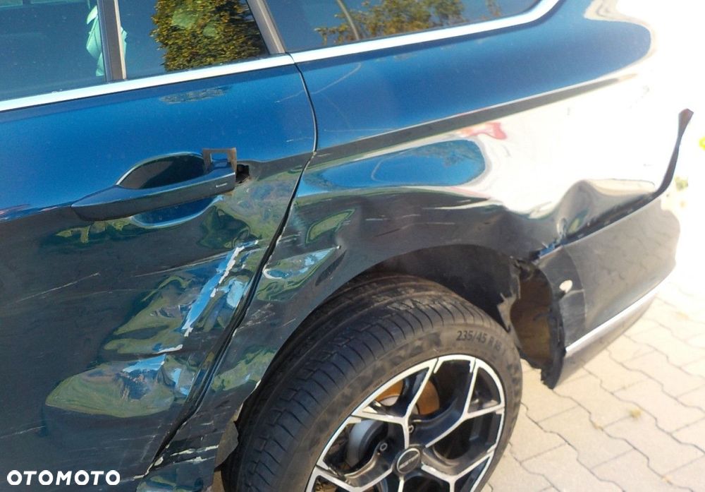 Używany Volkswagen Passat 2022 - 55 900 PLN, 184 926 km - Otomoto.pl