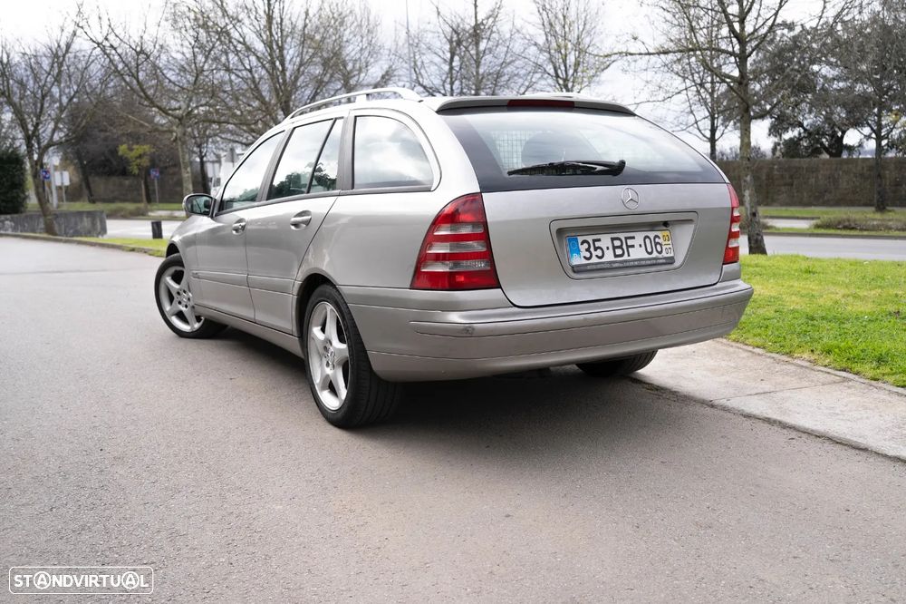 Usado Mercedes-Benz 200 2003 - 4 500 EUR, 485 km - Standvirtual.com