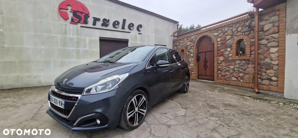 Używany Peugeot 208 2017 - 18 500 PLN, 190 000 km - Otomoto.pl