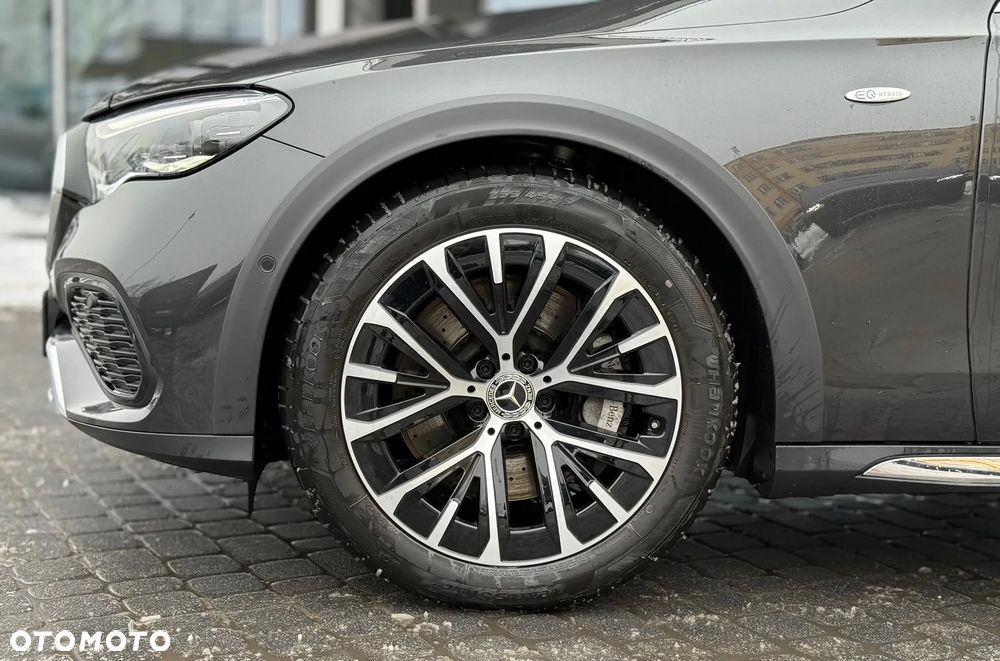 Używany Mercedes-Benz Klasa E 2025 - 299 700 PLN, 27 900 km - Otomoto.pl