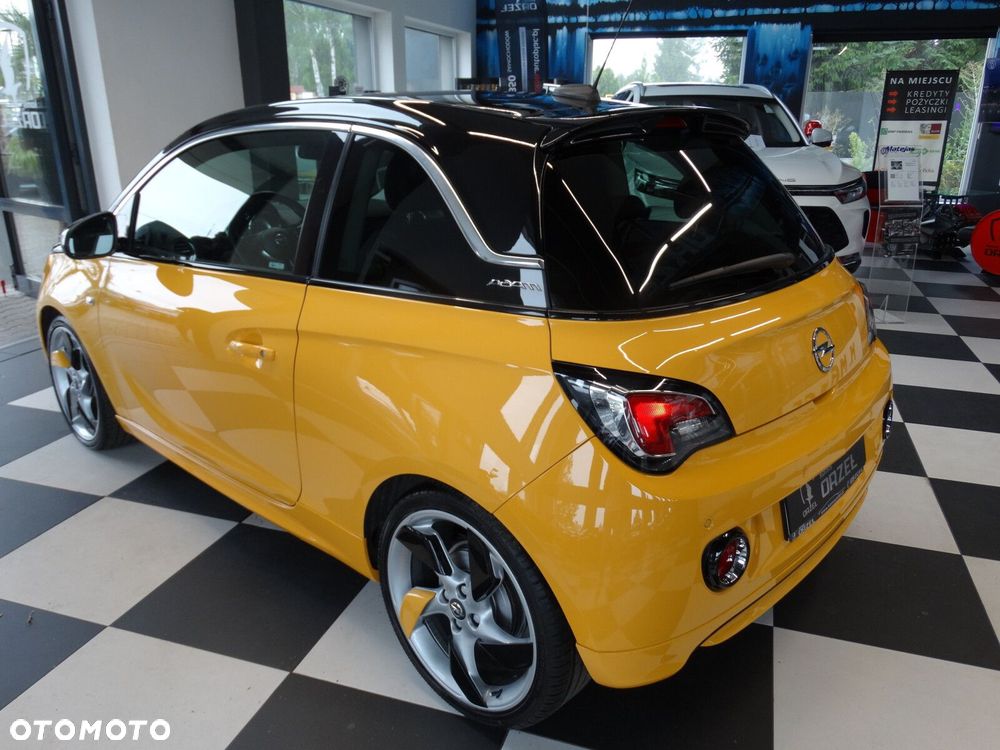 Używany Opel Adam 2018 - 32 900 PLN, 105 600 km - Otomoto.pl